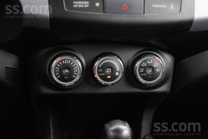 Pelēks Mitsubishi Outlander 2011 Rīga, ar dzinēja tilpumu 2.20 L un nobraukumu 280 tūkst. km par 4990 €, foto 22 vietnē AUTOMOTO.COM.LV