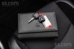 Pelēks Mitsubishi Outlander 2011 Rīga, ar dzinēja tilpumu 2.20 L un nobraukumu 280 tūkst. km par 4990 €, foto 26 vietnē AUTOMOTO.COM.LV