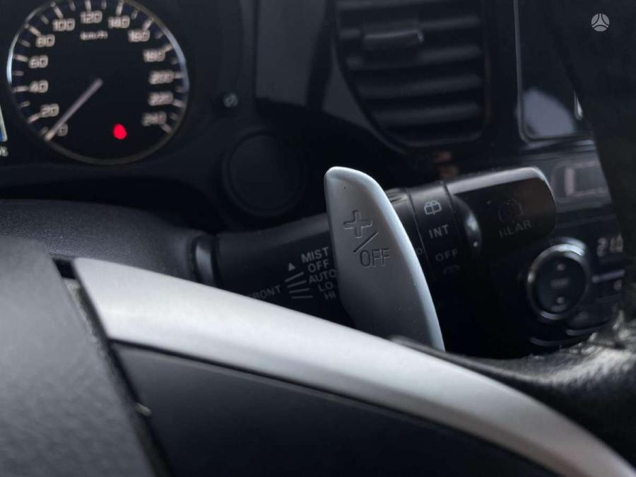 Серый Мицубиси Аутлендер 2012 в Вильнюс, объемом двигателя 2.00 л и пробегом 233 тыс. км за 5000 €, фото 11 на AUTOMOTO.COM.LV