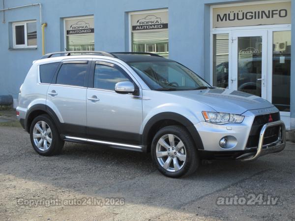 Grey Mitsubishi Outlander 2012 in Tartu, with an engine capacity of 2.20 L and mileage of 218 thousand km for 6300 €, photo 1 on AUTOMOTO.COM.LV