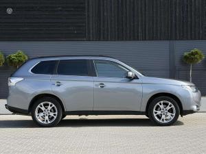 Grey Mitsubishi Outlander 2012 in Siauliai, with an engine capacity of 2.30 L and mileage of 161 thousand km for 6790 €, photo 9 on AUTOMOTO.COM.LV