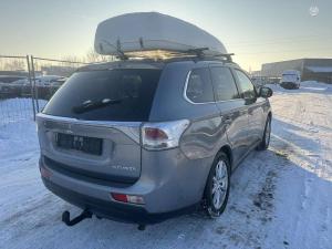 Pelēks Mitsubishi Outlander 2013 Marijampole, ar dzinēja tilpumu 2.30 L un nobraukumu 260 tūkst. km par 4950 €, foto 5 vietnē AUTOMOTO.COM.LV