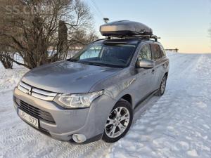 Pelēks Mitsubishi Outlander 2013 Rīga, ar dzinēja tilpumu 2.20 L un nobraukumu 260 tūkst. km par 8200 €, foto  vietnē AUTOMOTO.COM.LV