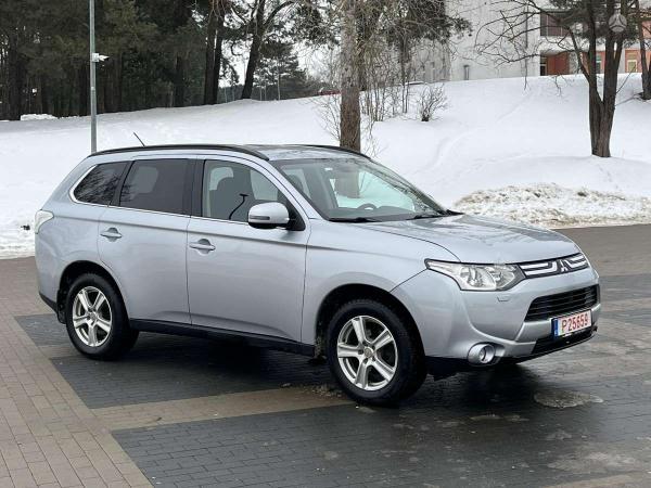 Grey Mitsubishi Outlander 2013 in Jonava, with an engine capacity of 2.30 L and mileage of 310 thousand km for 6400 €, photo 2 on AUTOMOTO.COM.LV