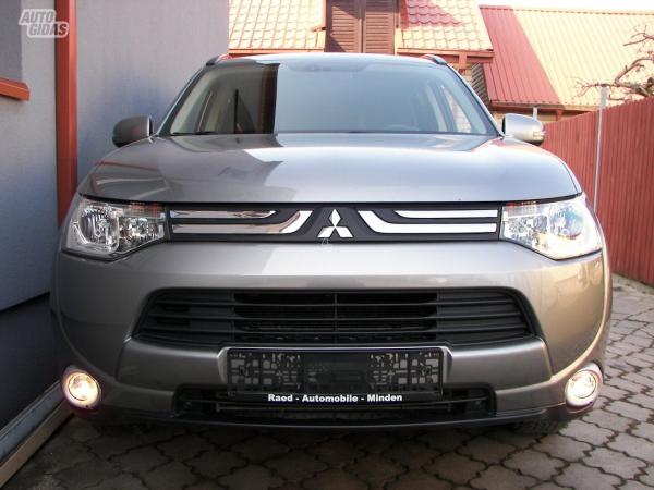 Grey Mitsubishi Outlander 2013 in Marijampole, with an engine capacity of 2.30 L and mileage of 199 thousand km for 6850 €, photo 2 on AUTOMOTO.COM.LV