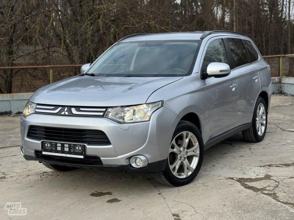 Pelēks Mitsubishi Outlander 2013 Viļņa, ar dzinēja tilpumu 2.20 L un nobraukumu 131 tūkst. km par 7800 €, foto 1 vietnē AUTOMOTO.COM.LV