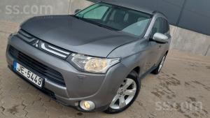 Pelēks Mitsubishi Outlander 2013 Rīga, ar dzinēja tilpumu 2.00 L un nobraukumu 290 tūkst. km par 5590 €, foto 30 vietnē AUTOMOTO.COM.LV