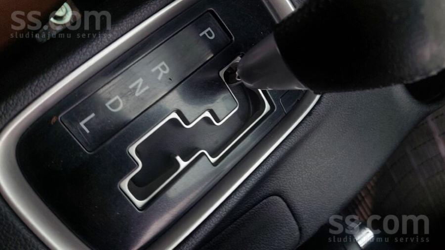 Pelēks Mitsubishi Outlander 2013 Rīga, ar dzinēja tilpumu 2.00 L un nobraukumu 290 tūkst. km par 5590 €, foto 35 vietnē AUTOMOTO.COM.LV