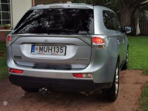 Pelēks Mitsubishi Outlander 2013 Šauļi, ar dzinēja tilpumu 2.20 L un nobraukumu 198 tūkst. km par 5499 €, foto 10 vietnē AUTOMOTO.COM.LV