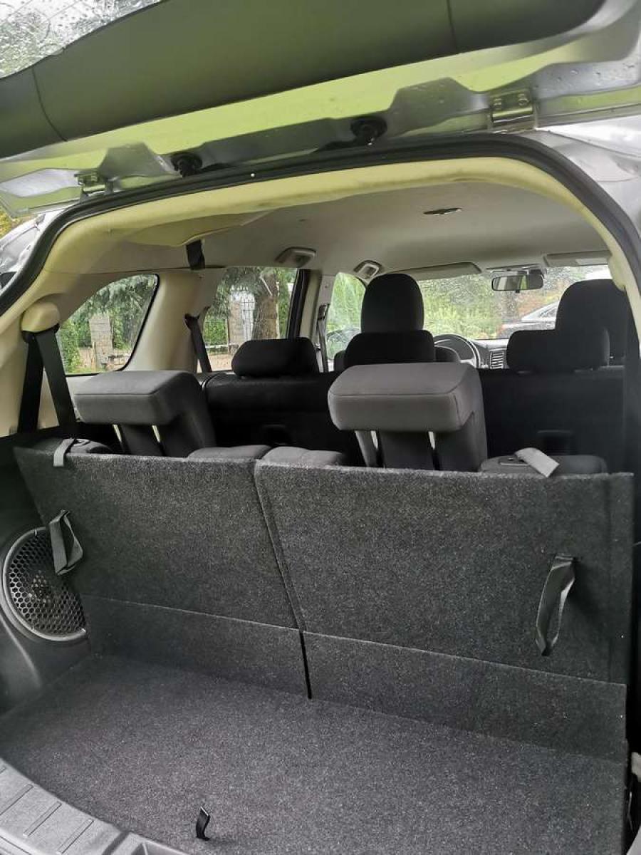 Pelēks Mitsubishi Outlander 2013 Šauļi, ar dzinēja tilpumu 2.20 L un nobraukumu 198 tūkst. km par 5499 €, foto 12 vietnē AUTOMOTO.COM.LV