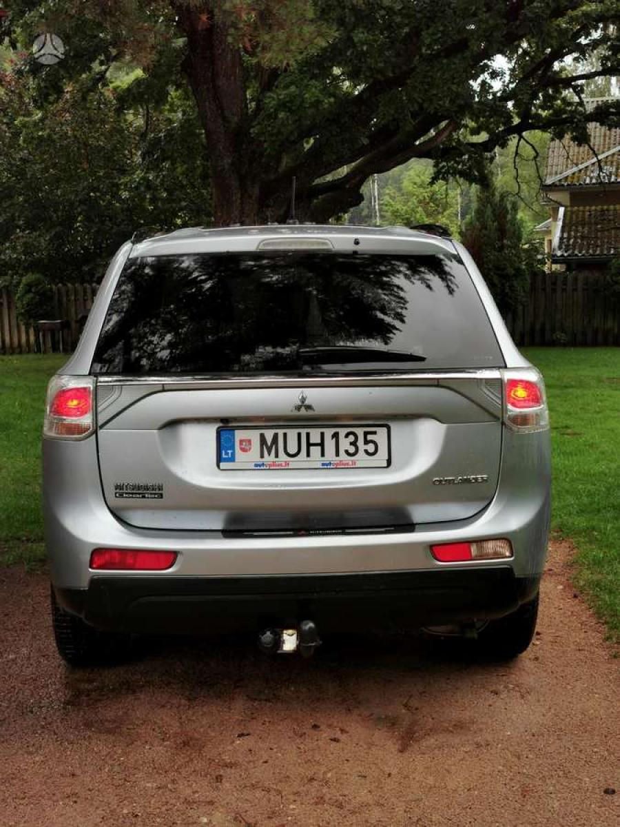Pelēks Mitsubishi Outlander 2013 Šauļi, ar dzinēja tilpumu 2.20 L un nobraukumu 198 tūkst. km par 5499 €, foto 19 vietnē AUTOMOTO.COM.LV