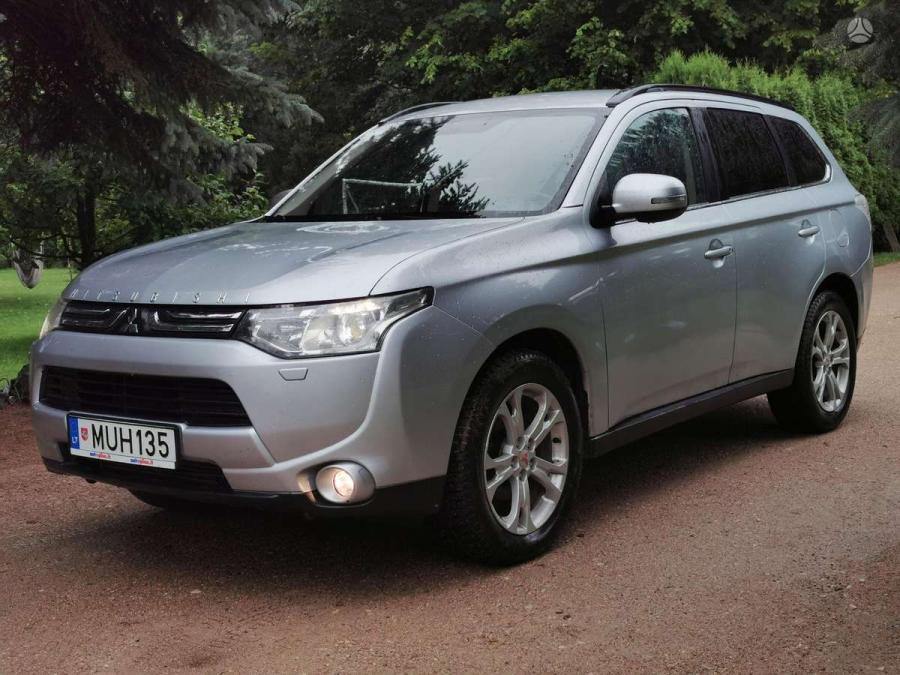 Pelēks Mitsubishi Outlander 2013 Šauļi, ar dzinēja tilpumu 2.20 L un nobraukumu 198 tūkst. km par 5499 €, foto 23 vietnē AUTOMOTO.COM.LV