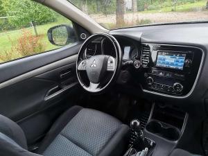 Pelēks Mitsubishi Outlander 2013 Šauļi, ar dzinēja tilpumu 2.20 L un nobraukumu 198 tūkst. km par 5499 €, foto 30 vietnē AUTOMOTO.COM.LV