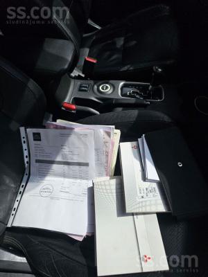Grey Mitsubishi Outlander 2013 in Riga, with an engine capacity of 2.20 L and mileage of 263 thousand km for 6500 €, photo 10 on AUTOMOTO.COM.LV