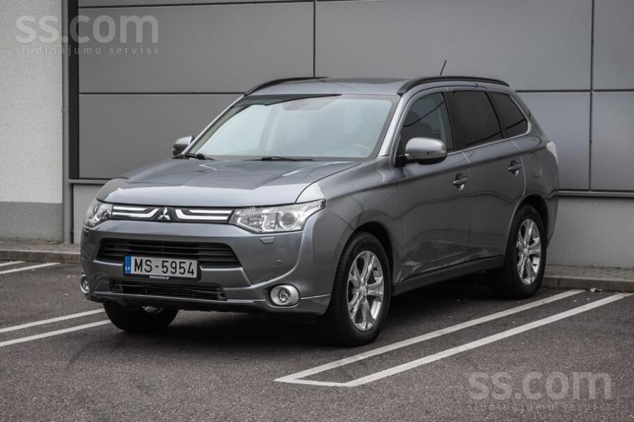 Pelēks Mitsubishi Outlander 2013 Rīga, ar dzinēja tilpumu 2.30 L un nobraukumu 266 tūkst. km par 7950 €, foto 1 vietnē AUTOMOTO.COM.LV