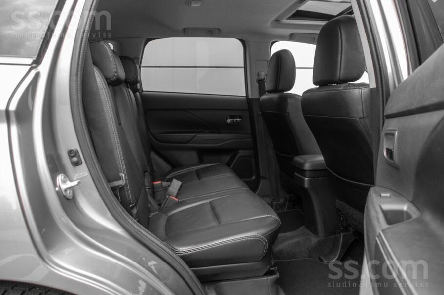 Pelēks Mitsubishi Outlander 2013 Rīga, ar dzinēja tilpumu 2.30 L un nobraukumu 266 tūkst. km par 7950 €, foto 14 vietnē AUTOMOTO.COM.LV