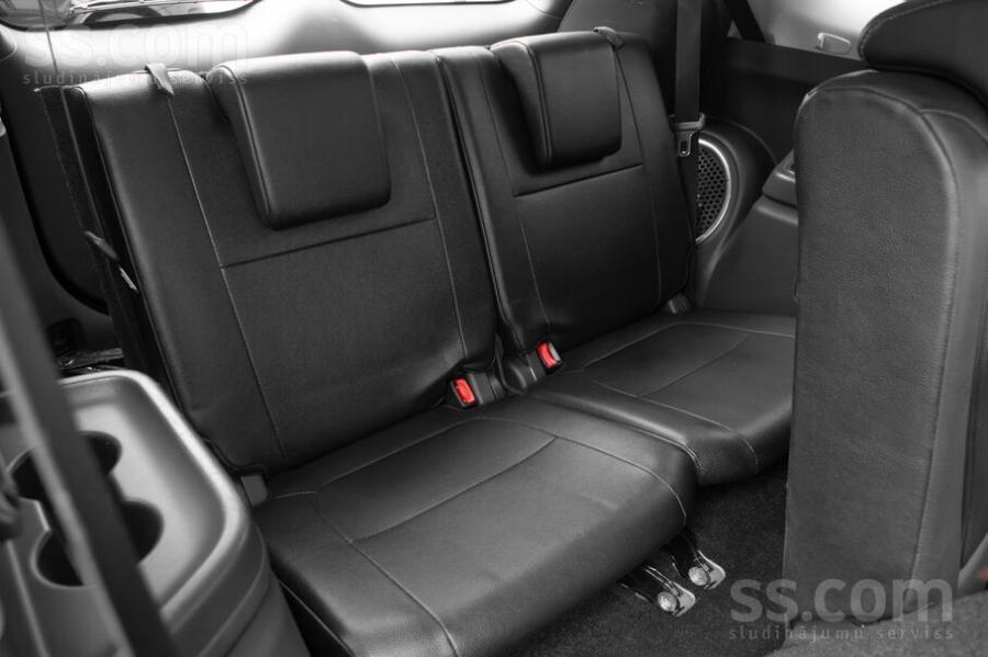 Pelēks Mitsubishi Outlander 2013 Rīga, ar dzinēja tilpumu 2.30 L un nobraukumu 266 tūkst. km par 7950 €, foto 15 vietnē AUTOMOTO.COM.LV
