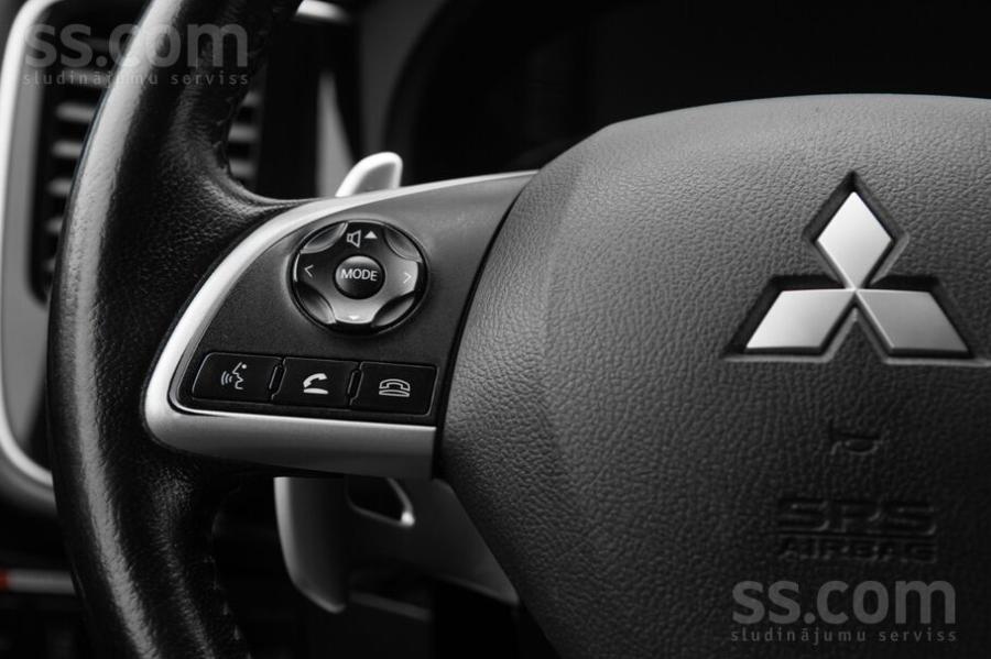 Pelēks Mitsubishi Outlander 2013 Rīga, ar dzinēja tilpumu 2.30 L un nobraukumu 266 tūkst. km par 7950 €, foto 20 vietnē AUTOMOTO.COM.LV