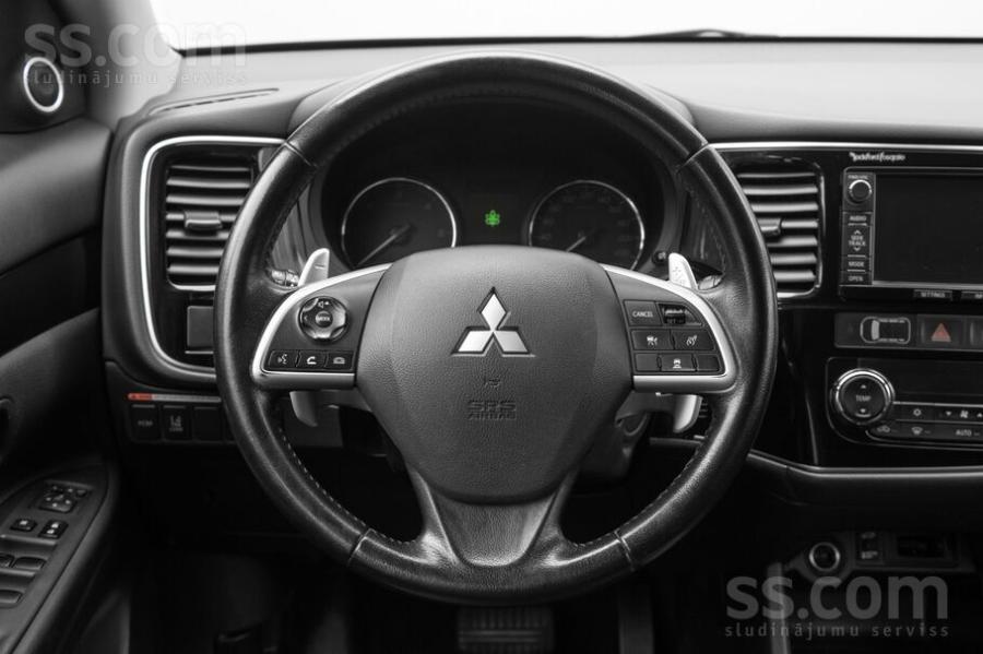 Pelēks Mitsubishi Outlander 2013 Rīga, ar dzinēja tilpumu 2.30 L un nobraukumu 266 tūkst. km par 7950 €, foto 21 vietnē AUTOMOTO.COM.LV