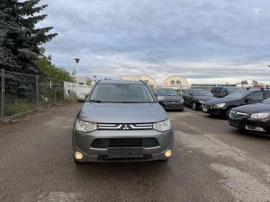 Grey Mitsubishi Outlander 2013 in Marijampole, with an engine capacity of 2.27 L and mileage of 207 thousand km for 4150 €, photo 3 on AUTOMOTO.COM.LV