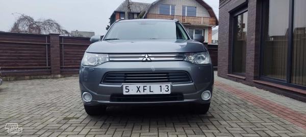 Pelēks Mitsubishi Outlander 2014 Kauņa, ar dzinēja tilpumu 2.00 L un nobraukumu 240 tūkst. km par 8500 €, foto 1 vietnē AUTOMOTO.COM.LV