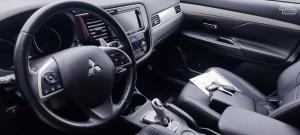 Pelēks Mitsubishi Outlander 2014 Kauņa, ar dzinēja tilpumu 2.00 L un nobraukumu 240 tūkst. km par 8500 €, foto 23 vietnē AUTOMOTO.COM.LV