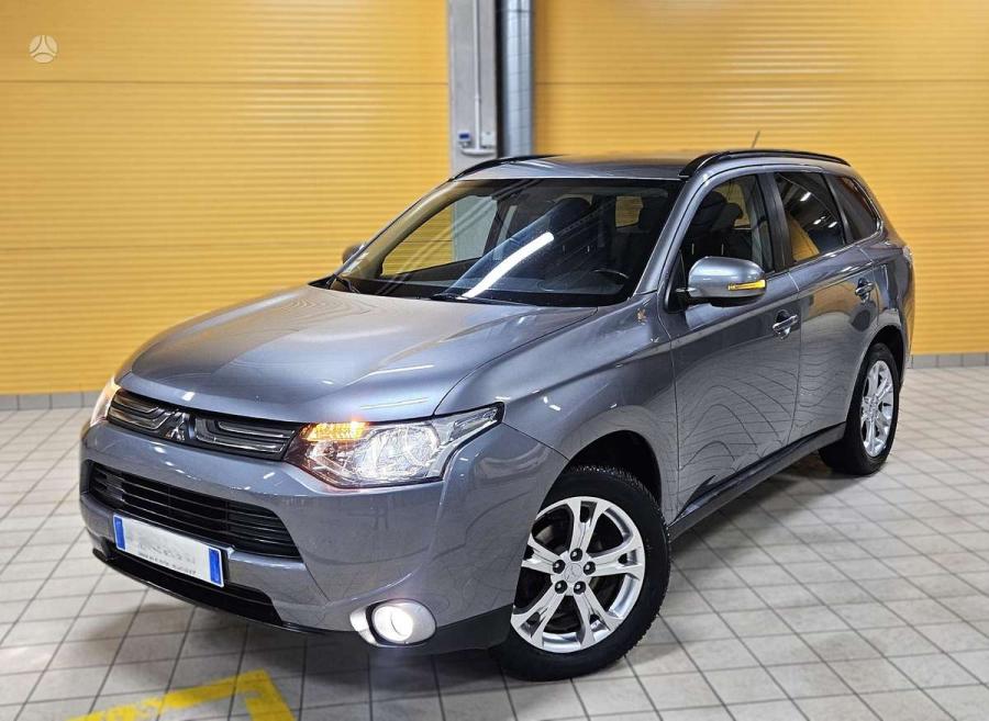 Pelēks Mitsubishi Outlander 2014 Klaipėda, ar dzinēja tilpumu 0.00 L un nobraukumu 217 tūkst. km par 7450 €, foto 1 vietnē AUTOMOTO.COM.LV