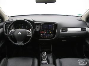 Pelēks Mitsubishi Outlander 2014 Viļņa, ar dzinēja tilpumu 2.00 L un nobraukumu 207 tūkst. km par 9999 €, foto 3 vietnē AUTOMOTO.COM.LV