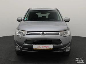 Pelēks Mitsubishi Outlander 2014 Viļņa, ar dzinēja tilpumu 2.00 L un nobraukumu 207 tūkst. km par 9999 €, foto 4 vietnē AUTOMOTO.COM.LV