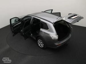 Pelēks Mitsubishi Outlander 2014 Viļņa, ar dzinēja tilpumu 2.00 L un nobraukumu 207 tūkst. km par 9999 €, foto 14 vietnē AUTOMOTO.COM.LV