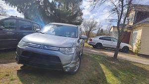 Pelēks Mitsubishi Outlander 2014 Viļņa, ar dzinēja tilpumu 2.20 L un nobraukumu 245 tūkst. km par 6500 €, foto 17 vietnē AUTOMOTO.COM.LV