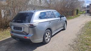 Pelēks Mitsubishi Outlander 2014 Viļņa, ar dzinēja tilpumu 2.20 L un nobraukumu 245 tūkst. km par 6500 €, foto 22 vietnē AUTOMOTO.COM.LV