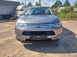 Grey Mitsubishi Outlander 2014 in Alytus, with an engine capacity of 2.20 L and mileage of 250 thousand km for 6600 €, photo 13 on AUTOMOTO.COM.LV