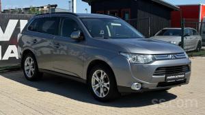 Pelēks Mitsubishi Outlander 2014 Liepāja, ar dzinēja tilpumu 2.00 L un nobraukumu 173 tūkst. km par 9350 €, foto 3 vietnē AUTOMOTO.COM.LV