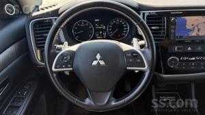 Pelēks Mitsubishi Outlander 2014 Liepāja, ar dzinēja tilpumu 2.00 L un nobraukumu 173 tūkst. km par 9350 €, foto 14 vietnē AUTOMOTO.COM.LV