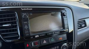 Pelēks Mitsubishi Outlander 2014 Liepāja, ar dzinēja tilpumu 2.00 L un nobraukumu 173 tūkst. km par 9350 €, foto 16 vietnē AUTOMOTO.COM.LV