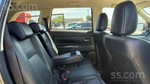 Pelēks Mitsubishi Outlander 2014 Liepāja, ar dzinēja tilpumu 2.00 L un nobraukumu 173 tūkst. km par 9350 €, foto 24 vietnē AUTOMOTO.COM.LV