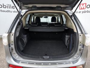 Pelēks Mitsubishi Outlander 2014 Rīga, ar dzinēja tilpumu 2.00 L un nobraukumu 267 tūkst. km par 8950 €, foto 14 vietnē AUTOMOTO.COM.LV