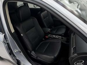 Grey Mitsubishi Outlander 2014 in Vilnius, with an engine capacity of 2.27 L and mileage of 244 thousand km for 6650 €, photo 9 on AUTOMOTO.COM.LV