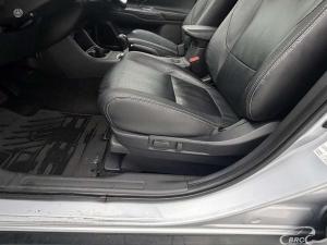 Grey Mitsubishi Outlander 2014 in Vilnius, with an engine capacity of 2.27 L and mileage of 244 thousand km for 6650 €, photo 23 on AUTOMOTO.COM.LV