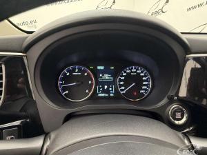 Grey Mitsubishi Outlander 2014 in Vilnius, with an engine capacity of 2.27 L and mileage of 244 thousand km for 6650 €, photo 32 on AUTOMOTO.COM.LV