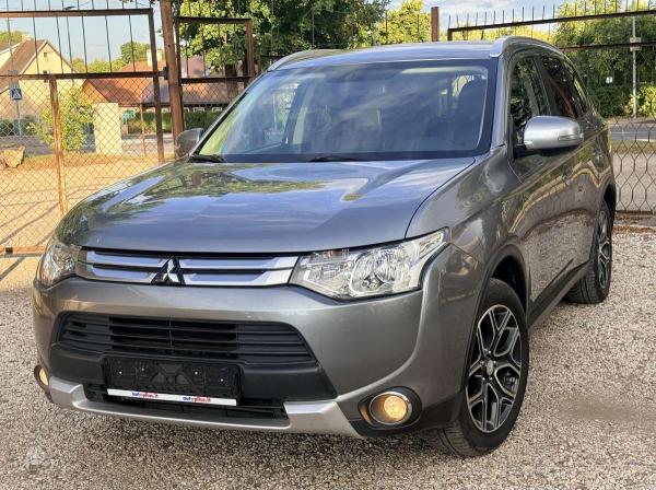Grey Mitsubishi Outlander 2014 in Ukmerge, with an engine capacity of 2.27 L and mileage of 270 thousand km for 7350 €, photo 1 on AUTOMOTO.COM.LV