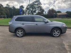Pelēks Mitsubishi Outlander 2014 Alīta, ar dzinēja tilpumu 2.20 L un nobraukumu 250 tūkst. km par 6500 €, foto 11 vietnē AUTOMOTO.COM.LV