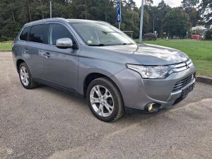 Pelēks Mitsubishi Outlander 2014 Alīta, ar dzinēja tilpumu 2.20 L un nobraukumu 250 tūkst. km par 6500 €, foto 12 vietnē AUTOMOTO.COM.LV