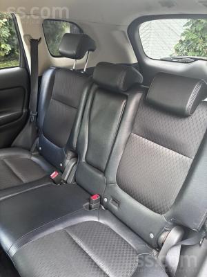 Pelēks Mitsubishi Outlander 2014 Liepāja, ar dzinēja tilpumu 2.00 L un nobraukumu 216 tūkst. km par 9000 €, foto 9 vietnē AUTOMOTO.COM.LV