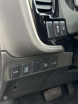 Grey Mitsubishi Outlander 2014 in Vilnius, with an engine capacity of 2.00 L and mileage of 118 thousand km for 11900 €, photo 18 on AUTOMOTO.COM.LV