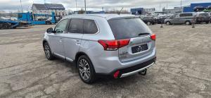 Pelēks Mitsubishi Outlander 2015 Marijampole, ar dzinēja tilpumu 2.30 L un nobraukumu 266 tūkst. km par 8450 €, foto 7 vietnē AUTOMOTO.COM.LV