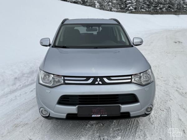 Pelēks Mitsubishi Outlander 2015 Viļņa, ar dzinēja tilpumu 2.00 L un nobraukumu 204 tūkst. km par 8800 €, foto 3 vietnē AUTOMOTO.COM.LV