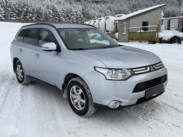 Pelēks Mitsubishi Outlander 2015 Viļņa, ar dzinēja tilpumu 2.00 L un nobraukumu 204 tūkst. km par 8800 €, foto 5 vietnē AUTOMOTO.COM.LV