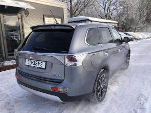 Grey Mitsubishi Outlander 2015 in Klaipeda, with an engine capacity of 2.00 L and mileage of 227 thousand km for 8500 €, photo 4 on AUTOMOTO.COM.LV